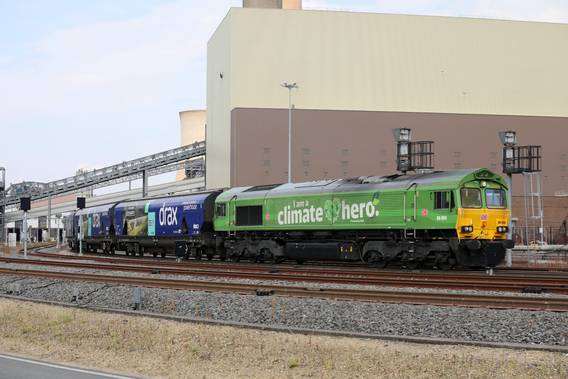 DB Cargo UK delivers HVO-powered services for Drax - Drax UK