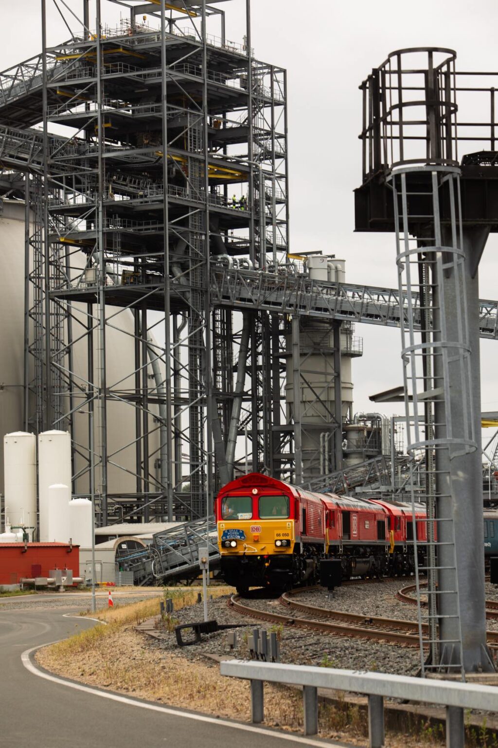 Drax Power Station rail event raises £30,000 for children's hospice ...